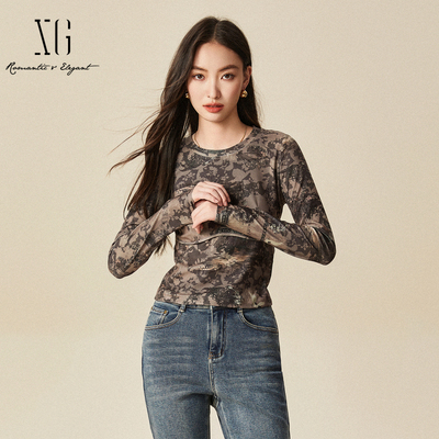 xg雪歌吸睛印花圆领长袖T恤女2024冬新款内搭打底衣XJ401065B396