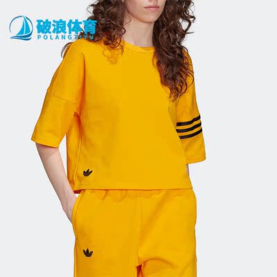 阿迪达斯女宽松透气圆领短袖T恤