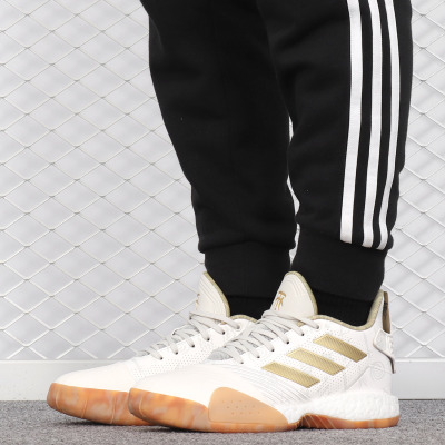 阿迪达斯正品boost男子篮球鞋