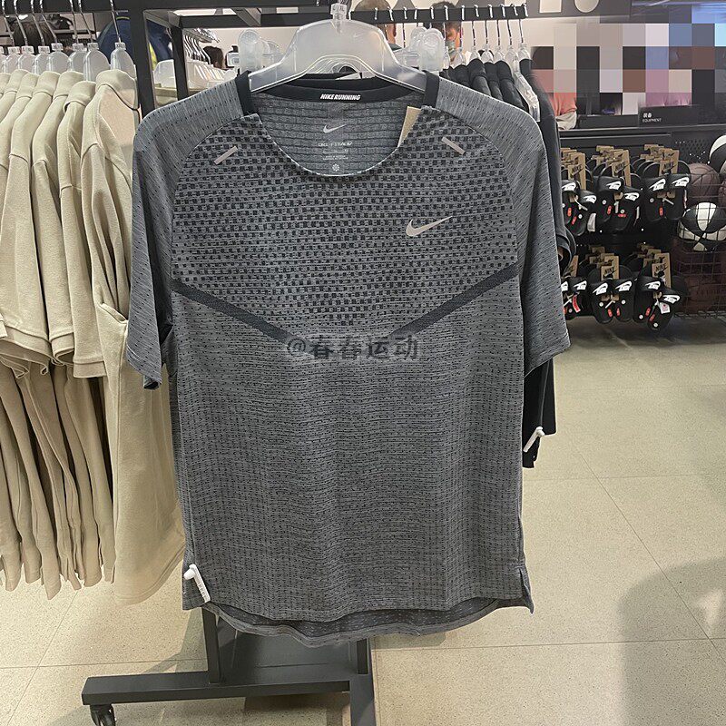 耐克NIKE DFADV TECHKNIT男子速干跑步运动短袖T恤DM4754-010-326_虎窝淘