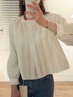 韩国东大门2026春新品comete时尚百搭立领长袖衬衫女