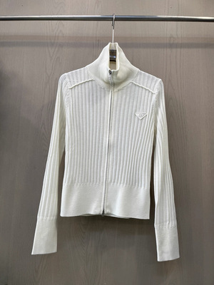 瑞瑞欧货2026年春季新款时尚百搭显瘦高领拉链羊毛开衫4556