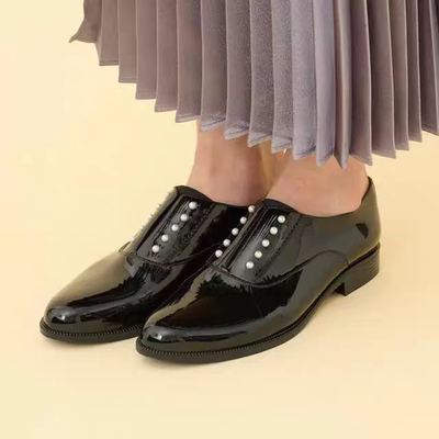 日单专注时尚雨鞋一体成型晴雨两穿女优雅镶钻乐福鞋A2