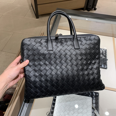 bv意大利编织商务风真皮公文包