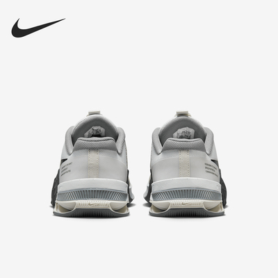 耐克男士透气耐磨轻便训练鞋