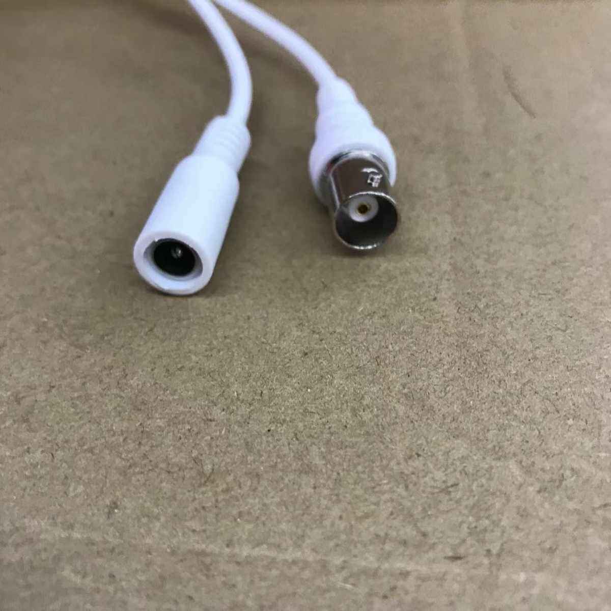1200线老模拟摄像头 监控BNC红外枪机塑料壳带底座传统老式探头