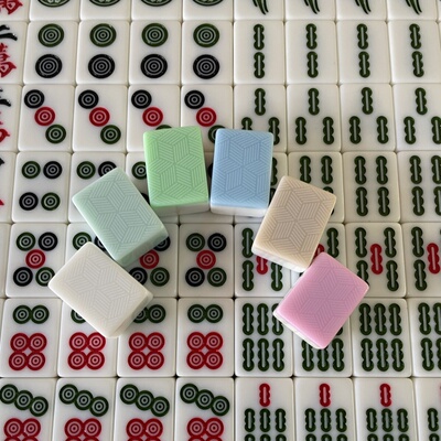 彩色仿玉石全自动机用四口机正磁麻将42-44-46-48-50中大号麻将