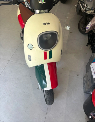 雅迪冠能M3电动车M6mini外壳塑件前围前泥板内箱大灯原厂灯具塑件