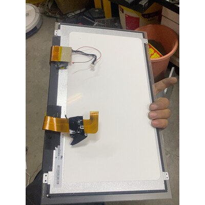 15.6液晶屏N156BGA-EB2   带耳朵