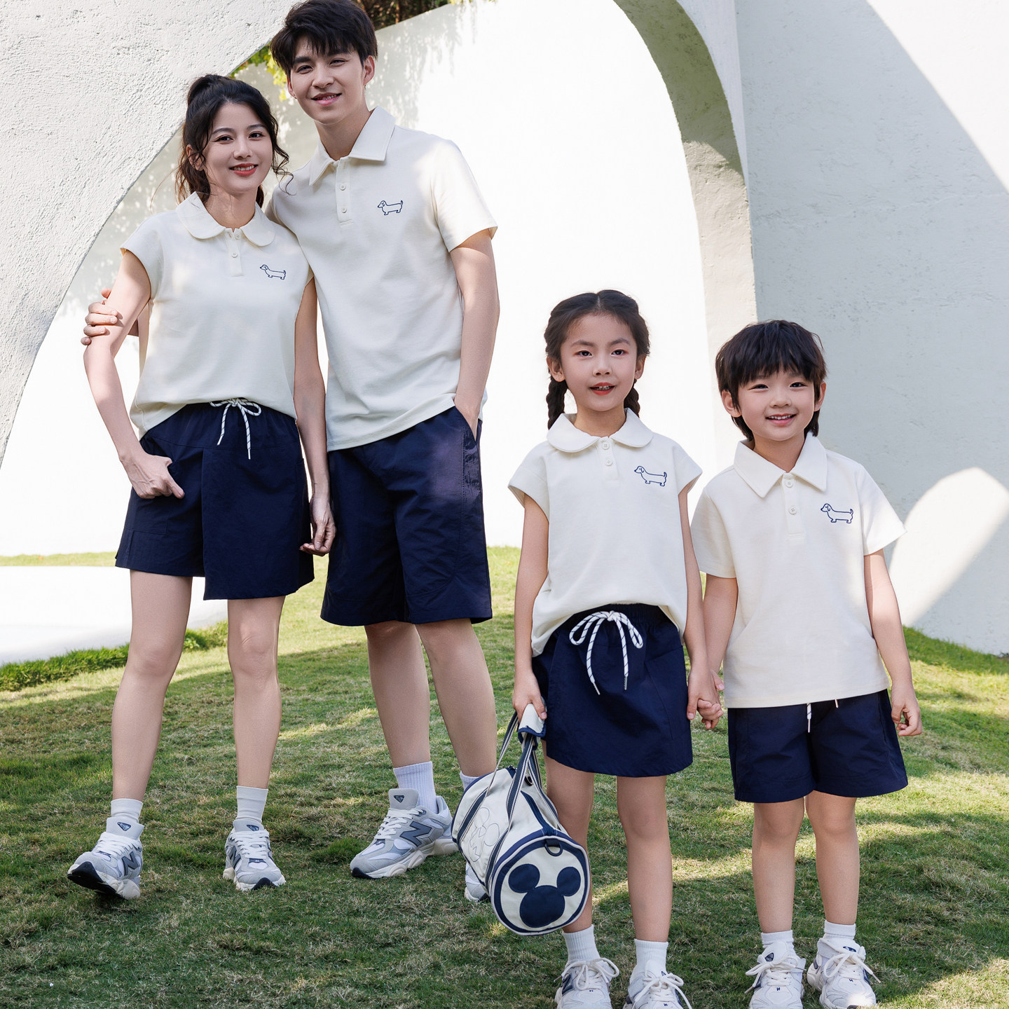 亲子装夏季一家三口家庭polo衫刺绣上衣潮2026新款四口套装母女裙