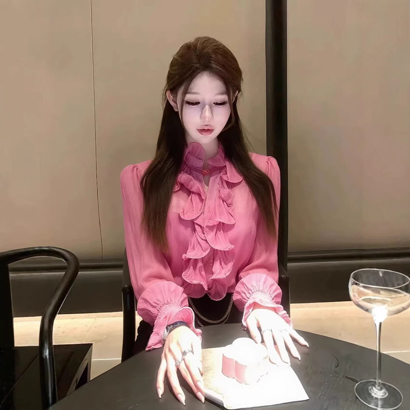 粉色衬衫女高级感轻奢减龄洋气绝美复古小香风独特漂亮花边上衣