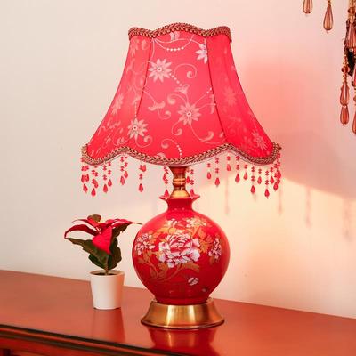 正品欧式台灯室厅床头灯结婚长明灯家用客插电创卧陶瓷装饰灯红色