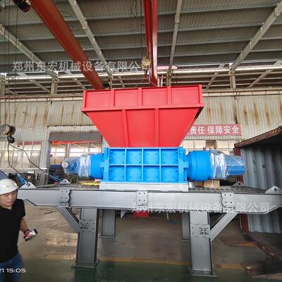 撕双轴金属碎RNH撕碎机废铁废铝钢筋碎设备建筑垃圾破机东宏机械