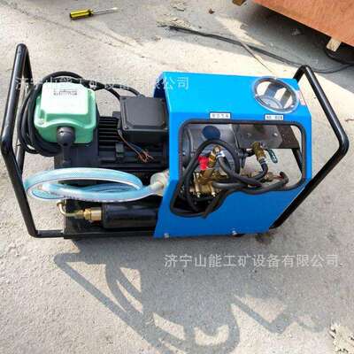 LBLB-7X100-7X1电硫化机用微型动水压泵积 体小重量轻