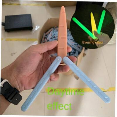 3D Nightlight Carrot Knife Decompression Toy Mini Butterfly