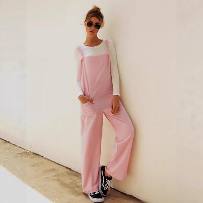 Large overalls with pockets大码背带裤有口袋