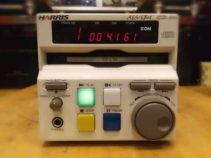 英国 哈里斯 Harris CD 2001 CD机 电台专业机 - 大沥小林CD - 古董及二手音响区 - 胆艺轩音响材料网 音响|交易|电子 ...