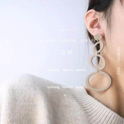 European and American Exaggerated Geometric Stitching Earrin