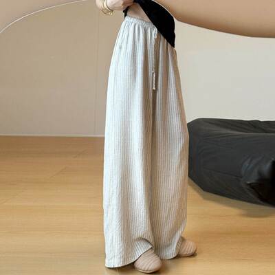 Women's Summer Green Striped Print Casual Pants  Suitable
