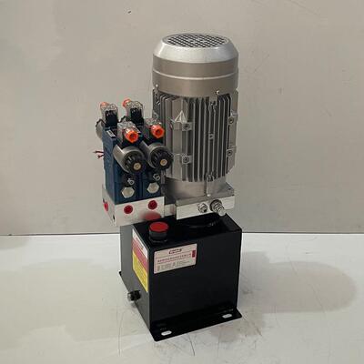 380V3KW-8L液压动力单元SKBTFLUID