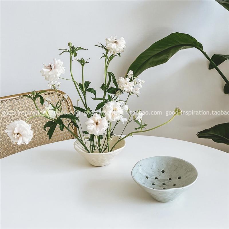 小众艺术设计插花器 韩式陶瓷花插滤水碗家居装饰品摆件覆古粗陶