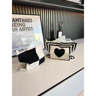 VIELE 心形针织纸巾袋 客厅餐桌纸巾包收纳桌面装饰纸巾盒北欧风