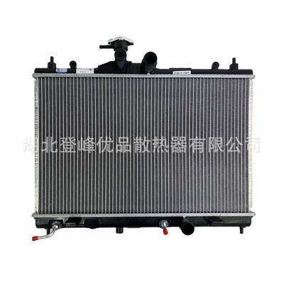 工厂直发汽车配件散热器水箱21460-ED500适配于05骐达弯管