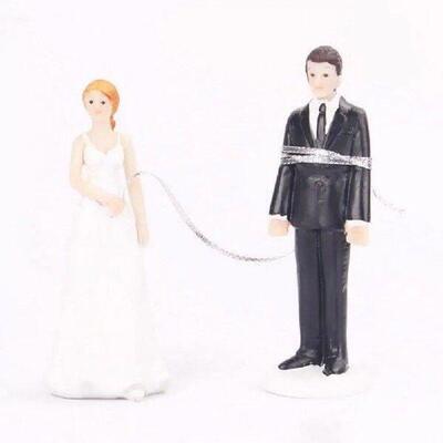 Gift Bride Fishing for Groom and Statue Cake Topper Wedding