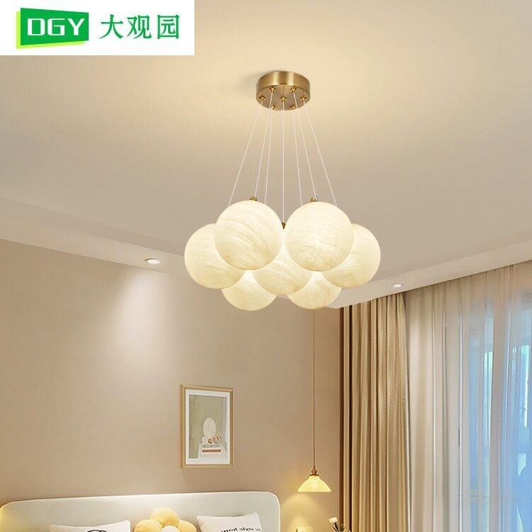 卧室吊灯月球灯具现简约房间主卧灯创意泡泡灯餐厅儿童房灯L271