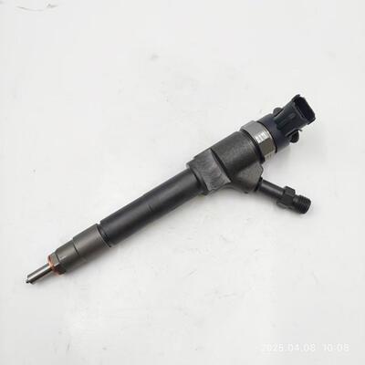 适用马自达BT50 WL 2.5L电喷共轨喷油嘴总成 0445110250