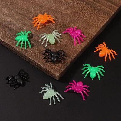 50-200Pcs Multicolor Mini Spiders For Halloween Party