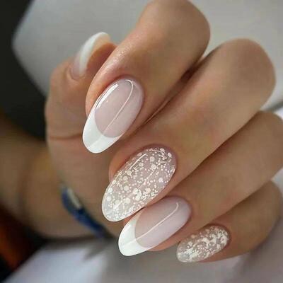 24Pcs French False Nails Almond Fake Nails with Glue Press o