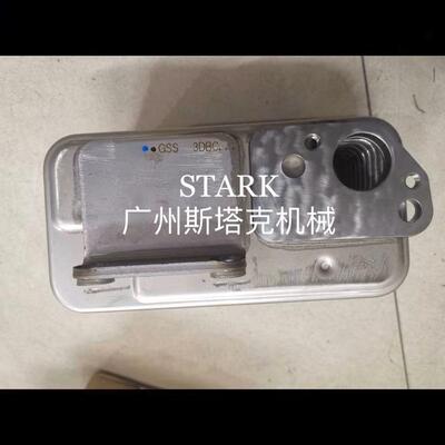 4M50发动机冷却器ME226761、ME226760、ME230210发动机油冷却器