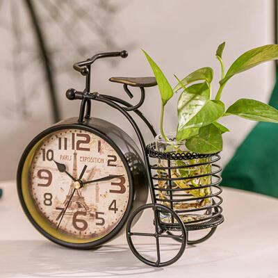 轻奢北欧创意铁艺装饰座钟客厅摆件卧室静音钟表床头钟 钟饰小钟
