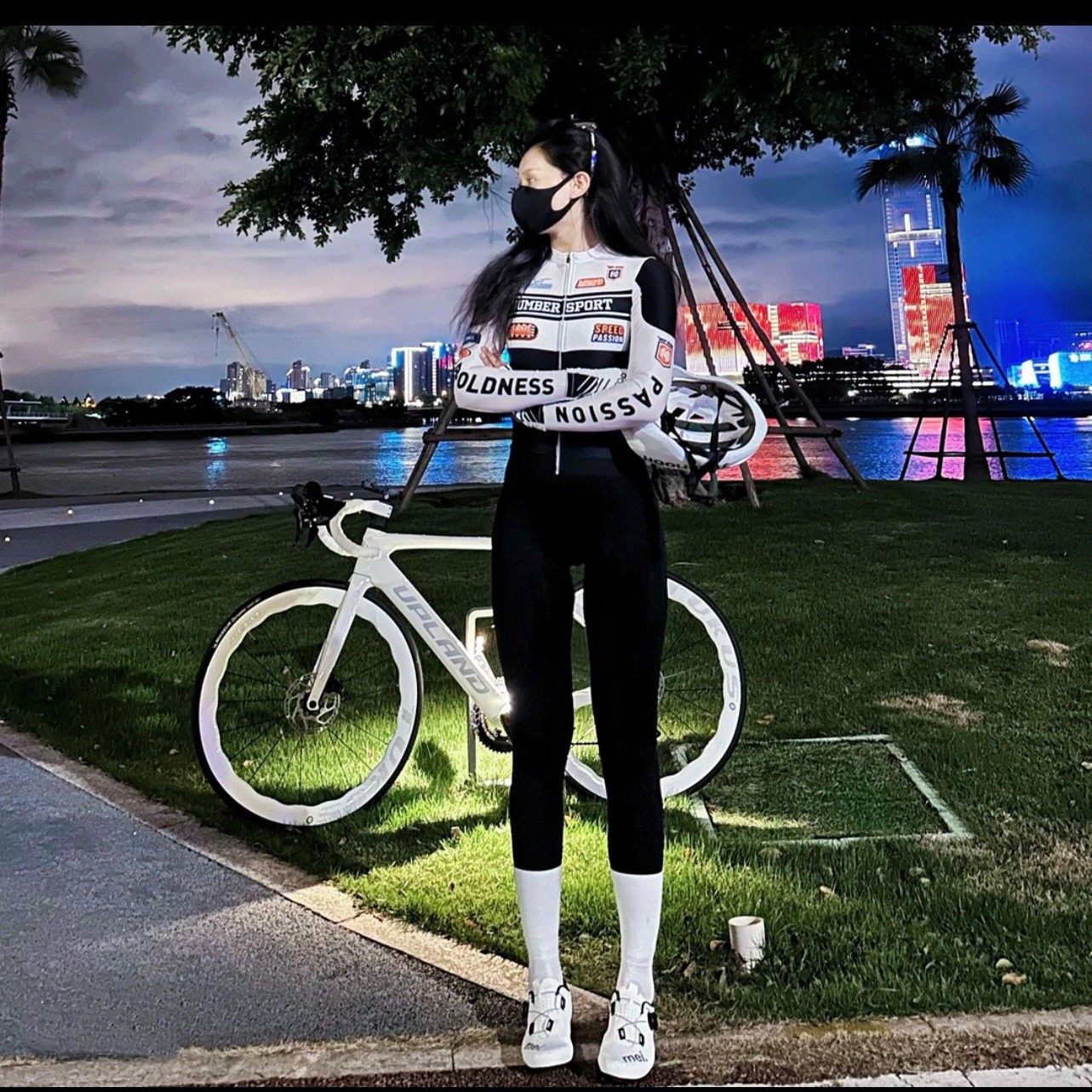 2025新款春夏骑行服长袖透气速干公路自行车轻量上衣