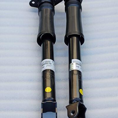 KIA智跑K5后避震器总成现代IX35名图索八后避震器后减避震器上座