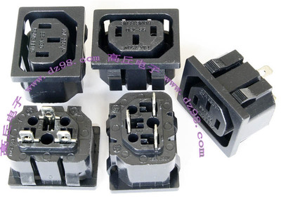 台湾 RONGFENG 荣丰 SS-130 250V 10A 铜制导电料 电源 电脑 插座