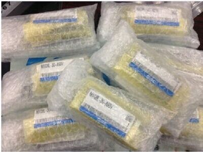 新款限时促销MXQ8-30原装全新SMC滑台MXQ8L-30 气缸