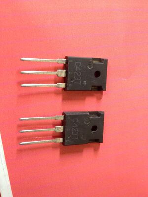 C4237 2SC4237【TO-3P】全新原装 实价 能直接拍买