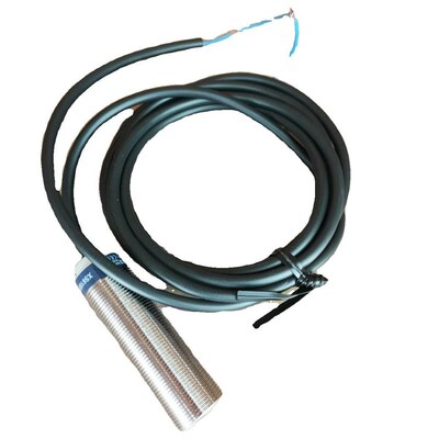 施耐德特近开关XS618B1MBL接2勒美科传感器正品原装两线24V-220V