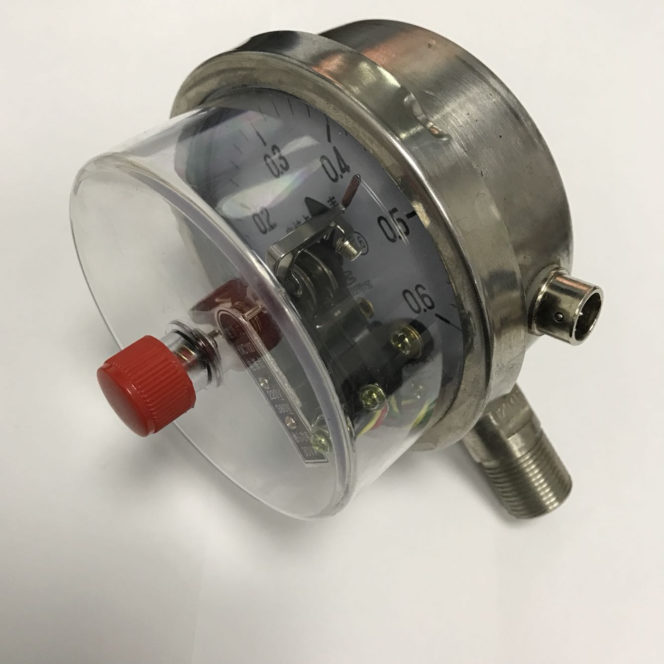 新品定制b不锈钢电接点压力表 yxc-100bf 0-0.6mpa直径100mm m2_虎窝淘