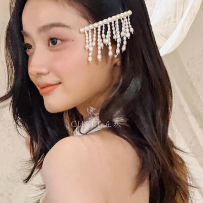 丘林演唱小众轻奢风手工珍珠边夹