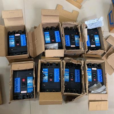 全新日本寺崎断路器XS100NS 3P 15A 插入式带线圈【询价】