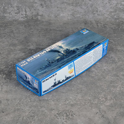 小号手拼装模型战列舰