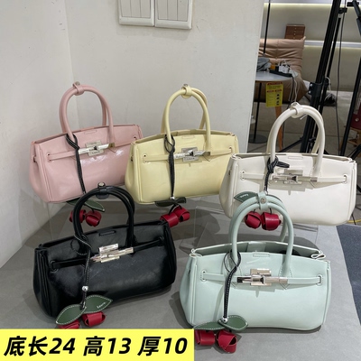 劳拉时黛女包2026新款轻奢铂金5926早春洋气小众大气单肩斜挎包