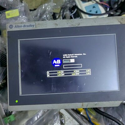 议价AIIen-Bradley触摸屏7寸一张，型号：2711R-可维修
