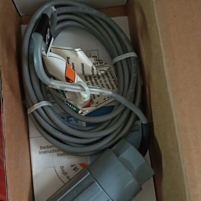 议价+GF+ 32720前置放大器，型号198864602，S/可维修