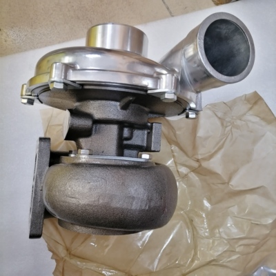 挖掘机EX200-1增压器进口6BD1发动机涡轮增压器RHC7  114400-2100