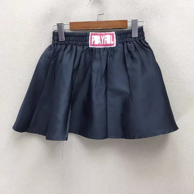 服饰新风潮！品牌折扣    短裙夏季潮款 HH00093备 全