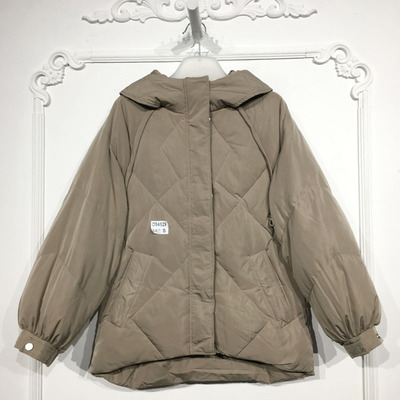 潮系列 D94529 时尚短款羽绒服品牌女装折扣